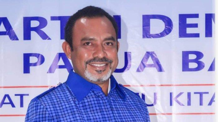 Profil dan Biografi Bupati Raja Ampat Abdul Faris Umlati: Pernah Jadi ...