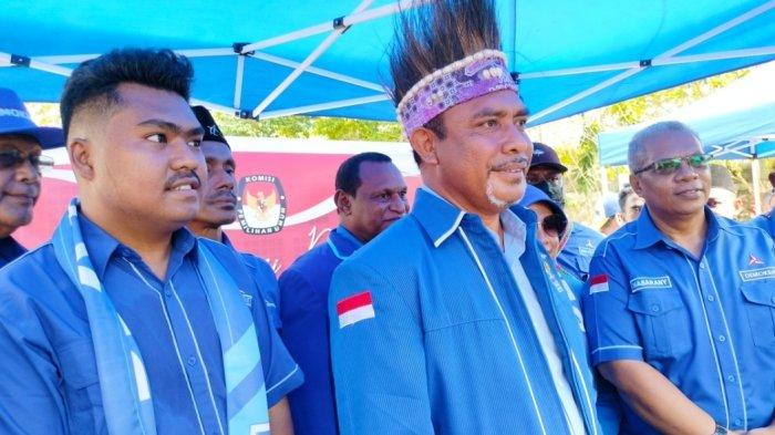 Abdul Faris Umlati Bantah Maju DPR RI: Saya Masih Bupati Raja Ampat ...