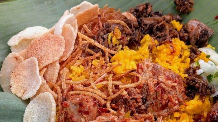 Nasi Kuning Kuliner Primadona di Pagi dan Malam Kota Sorong - Tribunsorong.com