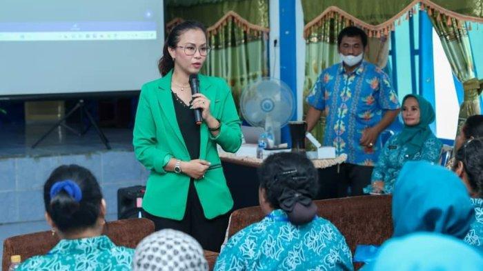 Faujia Helga Tampubolon Umlati Sebut Aplikasi Smart PKK Raja Ampat ...