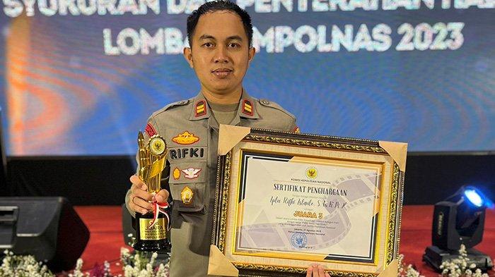 Video Ada Cinta dari Polisi Ujung Timur Indonesia Hantarkan Iptu Rifki Istanto Juara Video ...