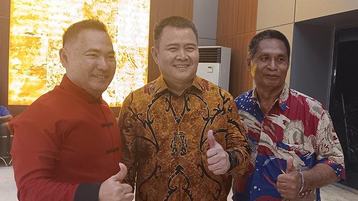 Ini Pesan Pj Bupati Maybrat ke Kerukunan Keluarga Kawanua Maesa Sorong - Tribunsorong.com