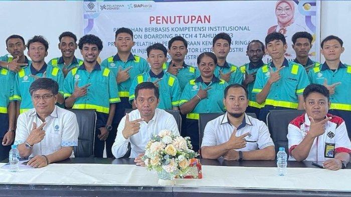 Kepala BPVP Sorong Tutup Pelatihan Batch 4, Rahman Arsyad Bangga ...
