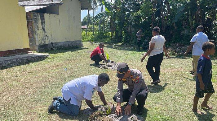 Tanam 110 Pohon, Polsek Seget Upayakan Pelestarian Alam dan Lingkungan ...