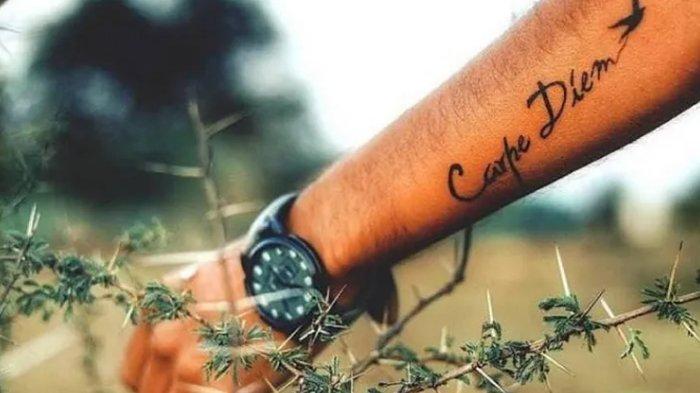 Apa Arti Kata Carpe Diem, Istilah Viral TikTok Jadi Inspirasi Tato Anak ...