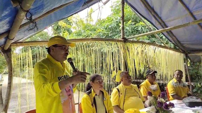Roberth Kardinal Pimpin Kunjungan Caleg ke Kampung Folley Raja Ampat ...