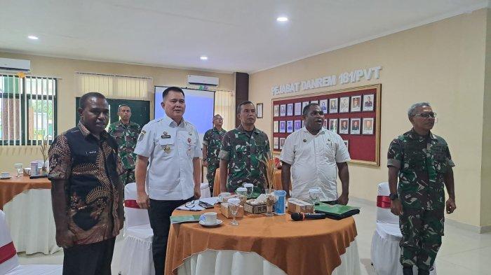 Bernhard Rondonuwu Hadiri Rakornis TNI Manunggal Membangun Desa 2024 - Tribunsorong.com