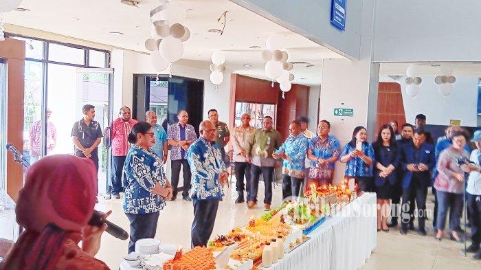 Rayakan HUT ke-54, Septinus Lobat Terharu, Ini Spesial Pertama Kali ...