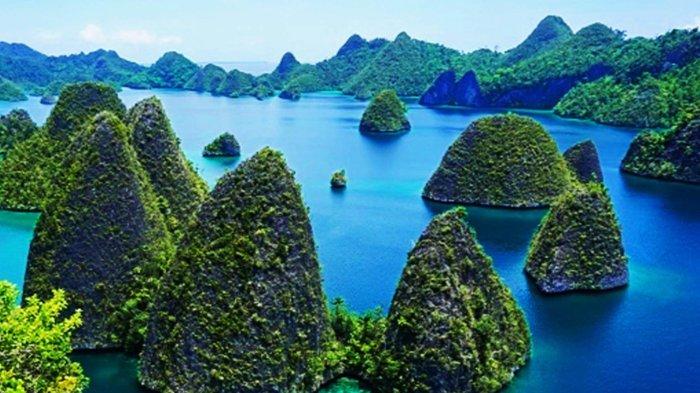 Pulau Wayag Ikon Wisata Unggulan Raja Ampat, Idola para Wisatawan ...