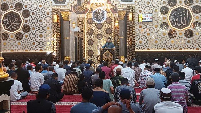 Tausiah Ramadan 1445 H di Masjid Raodah Kota Sorong: Jaga 4 Permata ...
