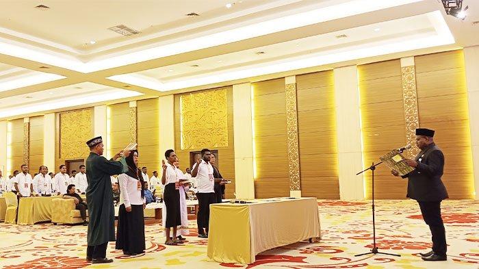 150 Anggota PPD Kabupaten Sorong Dilantik, Begini Pesan Penting Ketua KPU Frengki Duwith ...