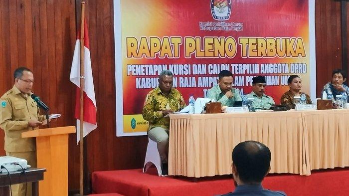 KPU Tetapkan Kursi dan Calon Terpilih Anggota DPRD Raja Ampat Pemilu 2024 - Tribunsorong.com