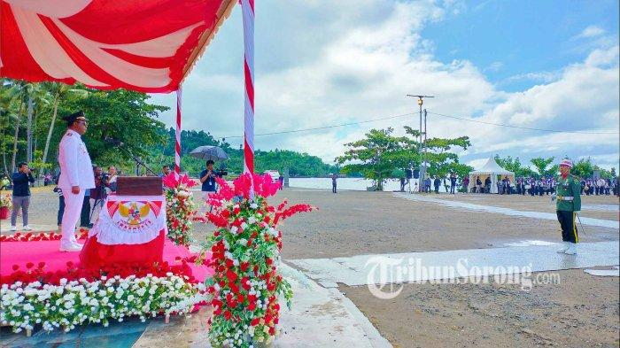 Jadi Irup Upacara HUT Ke-79 RI, Bupati AFU Ajak Warga Raja Ampat Maknai Perjuangan Kusuma Bangsa ...