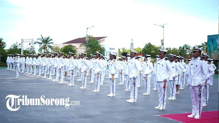 148 Perwira Laut Poltekpel Sorong Diwisudakan, Siap Berkompetisi di ...
