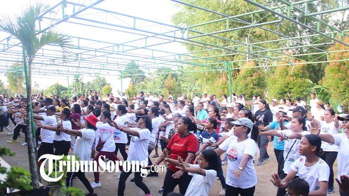 Foto-foto Unik saat Jalan Santai Songsong HUT ke-21 Paroki Santo Arnoldus Janssen Malanu ...