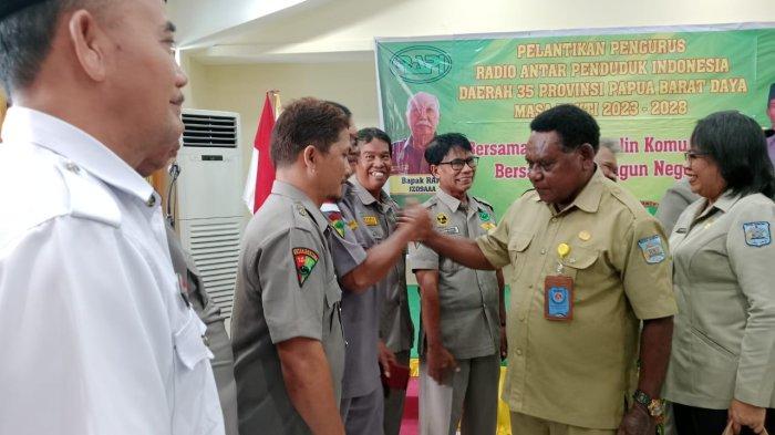 Radio Antar Penduduk Indonesia RAPI Papua Barat Daya Resmi Dilantik ...