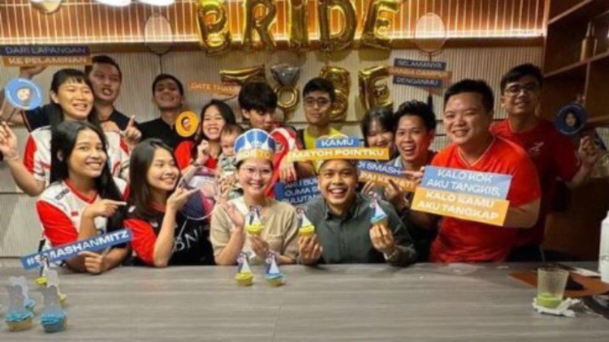 5 Potret Pesta Lajang Anthony Ginting dan Mitzi Abigail, Tema Serba ...