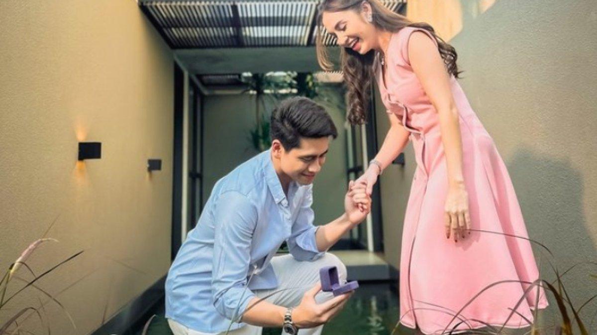 Fakta Mengejutkan Soal Lamaran Athalla Naufal pada Elina Joerg, Putra ...