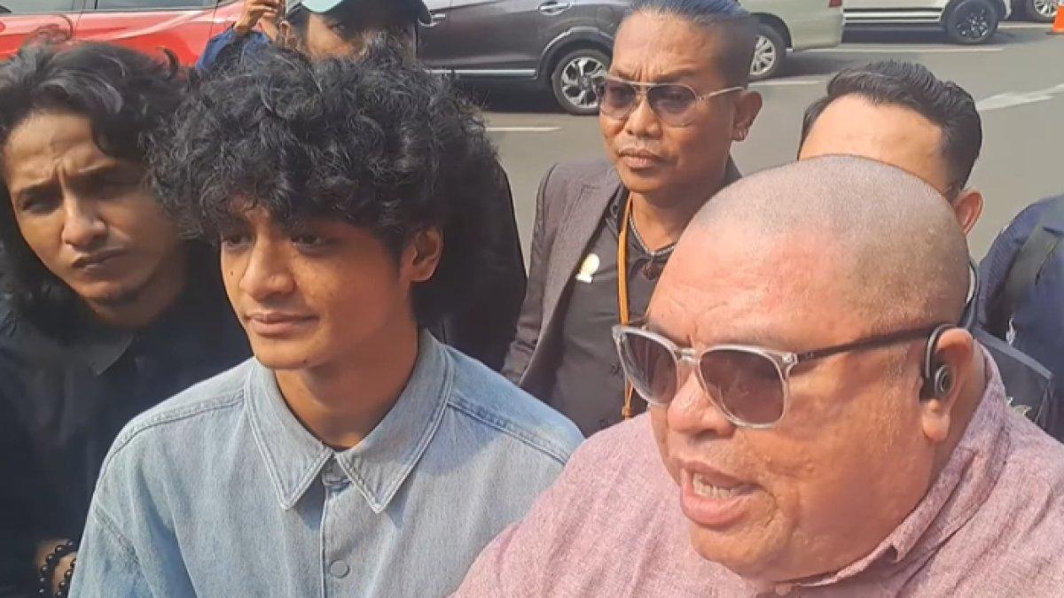 10 Fakta Vadel Badjideh Hadiri Panggilan Polisi, Tebar Senyuman hingga ...