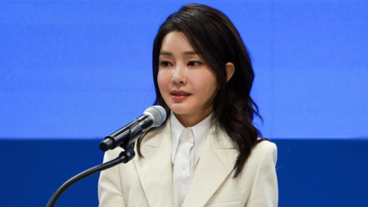 SOSOK Kim Keon Hee, Ibu Negara Korsel yang Memesona bak Idol Kpop ...