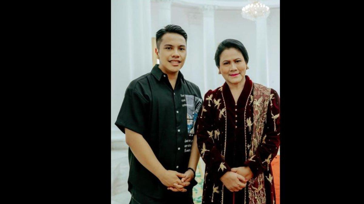 Adu Penampilan Iriana Jokowi, Selvi Ananda dan Erina Gudono yang Kompak Pakai Kebaya Bludru ...