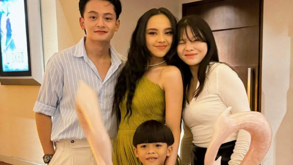 Rayakan Natal Perdana Bareng Randy Martin, Lyodra Merasa Tak Kesepian Lagi: Bersyukur Banget ...