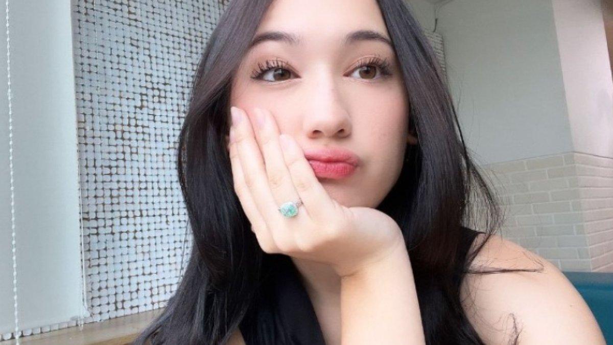 5 Pesona Laura Moane Pacar Al Ghazali, Pamer Diberi Cincin Maia ...