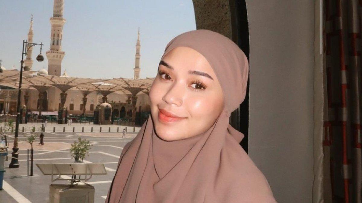 4 Fakta Sosok Lula Lahfah, Selebgram Diteriaki 'Haram' Saat Umrah ...
