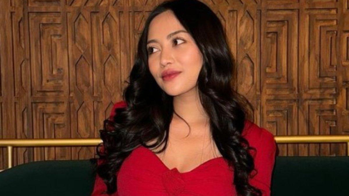 5 Potret Rachel Vennya Dinner Romantis Bareng Pacar Hari Valentine ...