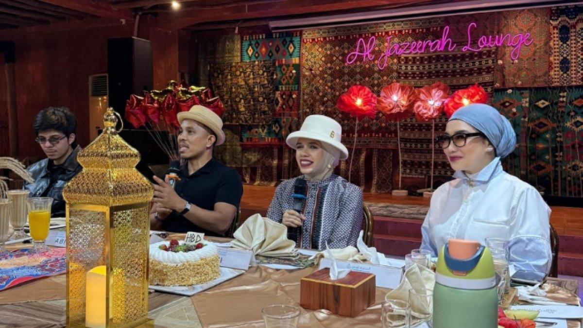 7 Potret Kedekatan Geni Faruk dan Reza Artamevia yang Kini Besanan, Ibu ...