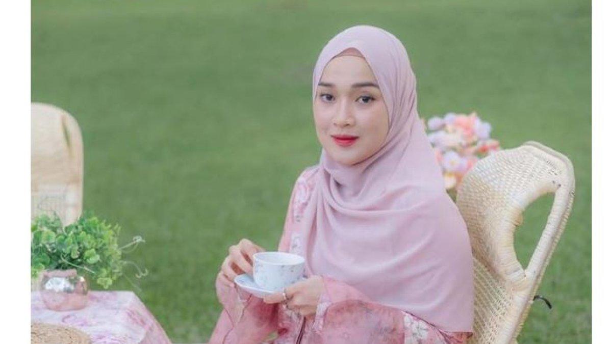 7 Potret Terbaru Ririe Fairus, Disebut Makin Cantik Setelah Ayus Nikahi ...