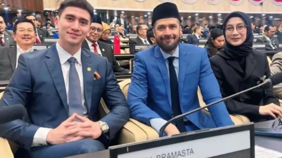 7 Potret Verrel Bramasta Kerja Sebagai Wakil Rakyat, Janji Setahun Tak Akan Ambil Gaji ...