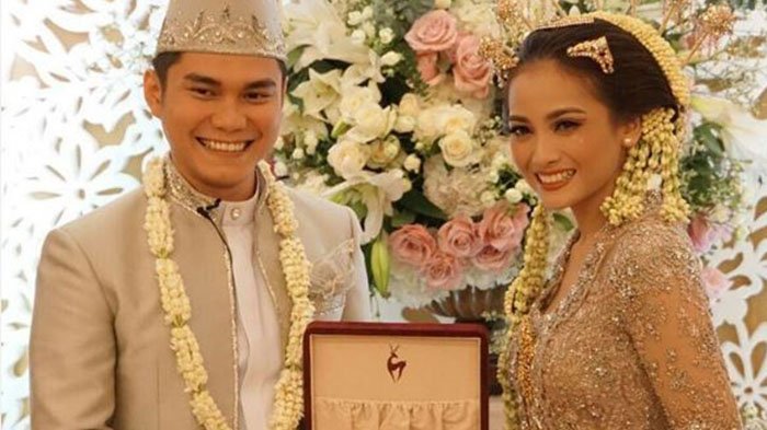 Selamat Resmi Dipersunting Vicky Kharisma, Berikut Foto Prosesi ...