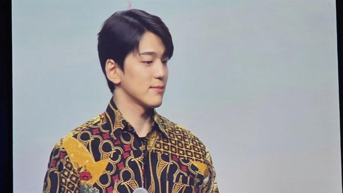 KOCAK Pertama Kali Lihat Batik, Aktor Korea Ini Syok Diberi Tahu Cara ...