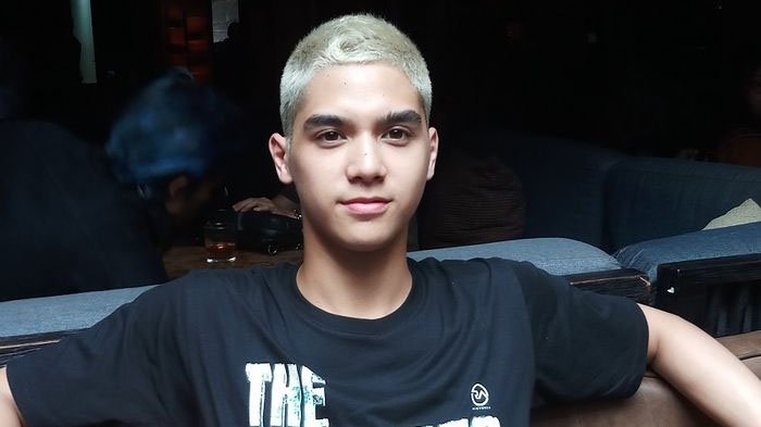 Unggah Video Tik Tok, Gaya Rambut Baru Al Ghazali Jadi Sorotan ...