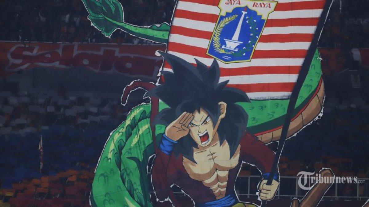 Hal Menarik di Laga Persija vs Persebaya: Goku dan Gohan Anime Dragon ...