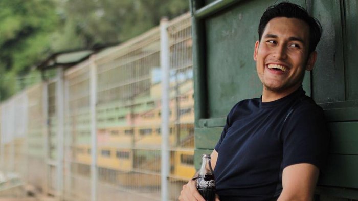 Profil dan Medsos Arifin Putra, Aktor Ini Akan Beradu Akting dengan ...