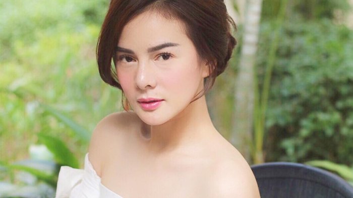 Profil Astrid Tiar - Presenter Minta Maaf Usai Parodikan Keisya ...