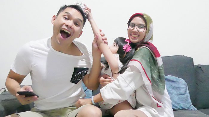 Tulisan Romantis Ben Kasyafani untuk Sang Istri yang Berulang Tahun 'Bahagianya Kita yang ...