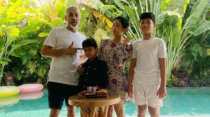 Ulang Tahun ke-33, Bunga Zainal Dapat Ucapan Romantis dari Sukhdev ...