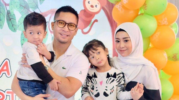 SELAMAT Detri Warmanto Umumkan Kelahiran Anak Ketiga, Tjahjo Kumolo ...