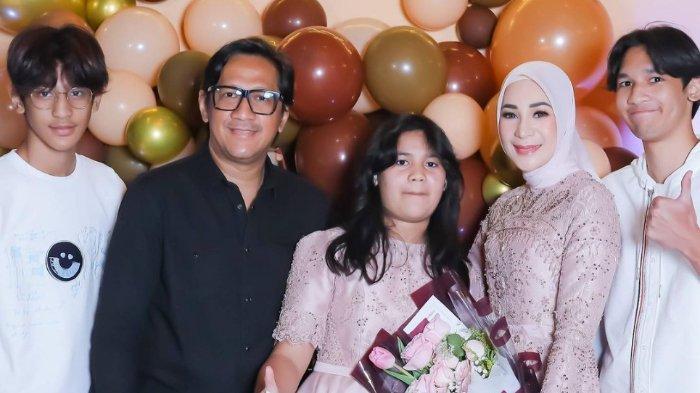 5 Fakta Erin Istri Andre Taulany, Makin Cantik & Glamor Berhijab, Dulu Biaya Lahiran Pinjam Adul ...