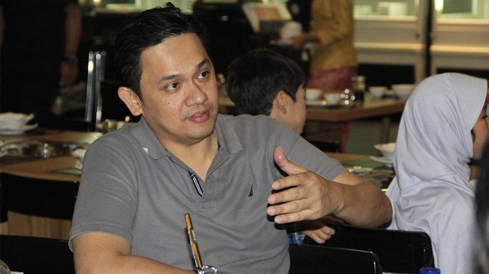 Farhat Abbas Kembali Sindir Hotman Paris : 'Harta Kamu Sukses, Tapi ...