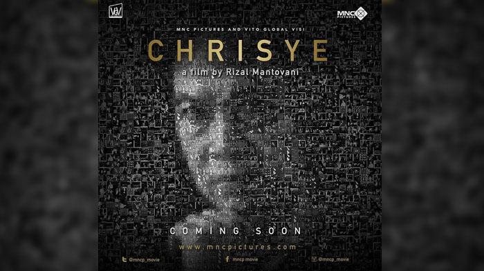 Poster dan Trailer Resmi Film 'Chrisye' Diluncurkan, Begini Wajah Vino ...