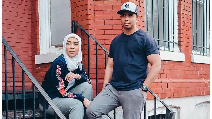 Kerap Tampil Kocak, Intip Deretan Potret Romantis Fitri Tropica dan ...