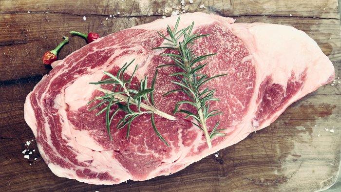 Stok Daging Melimpah? Simak 7 Cara Menyimpannya Agar Tahan Lama, Pakai ...