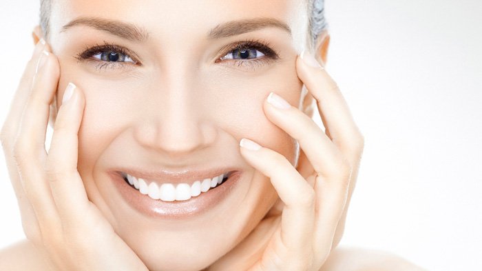 Ingin Memiliki Kulit Cantik dan Mulus? Rutin Konsumsi 8 Makanan ...