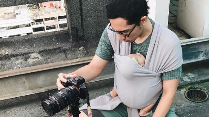 Ayah Idaman! Begini Potret Suami Andien Saat Sibuk Kerja Tapi Harus ...