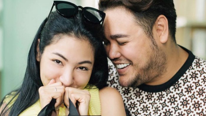 Pacar Idaman! Ivan Gunawan Beri Kado Tas Mahal untuk Faye Malisorn, Harganya Setara Motor Ninja ...