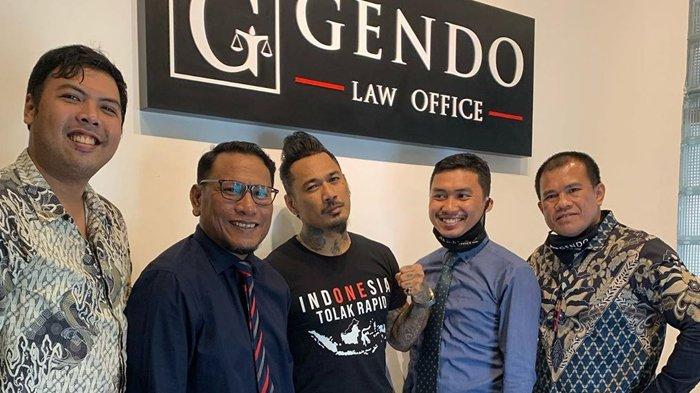 Selain IDI, Jerinx juga Dilaporkan oleh De Karank, Malah Tertawa saat ...